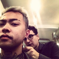 Tom Brophy Salon - Salon / Barbershop in Beverly Hills