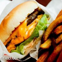 Fatso's Last Stand - Hot Dog Joint in Ukrainian Village