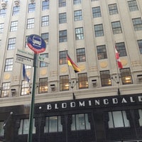 Hampton Jitney - 59th St - Bus Stop in Upper East Side