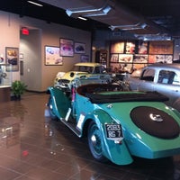 Tampa Bay Auto Museum - Museum