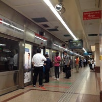 Raffles Place MRT Interchange (EW14/NS26) - Metro Station in Financial ...