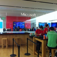 Microsoft Store (Now Closed) - Bellevue Square - 56 tips from 5737 visitors