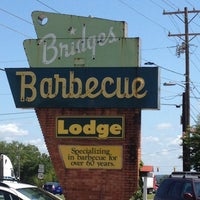 Bridges Barbecue Lodge - 25 tips