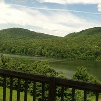 Riverside Catfish House - American Restaurant in Marion