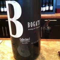 Bogati Bodega & Vineyards - Round Hill, VA