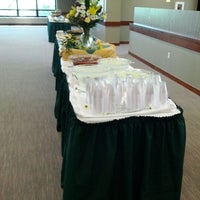 UVM Redstone Dining - College Cafeteria