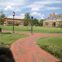 Decker Quad - JHU - College Quad in Johns-Hopkins - Homewood