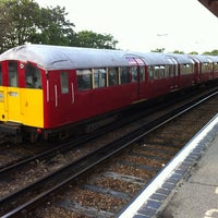 Sandown Railway Station (SAN) - Train Station