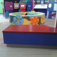 Cuyahoga County Public Library-Warrensville Heights Branch - Library in ...