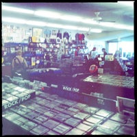 CD Trader - Record Shop in Tarzana