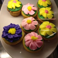 TLC Cake Boss Cafe - Garment District - 226 W 44th St