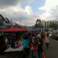 Pasar Malam TTDI - Jalan Tun Mohd Fuad 3
