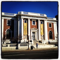 New Haven Free Public Library - Library in Downtown New Haven