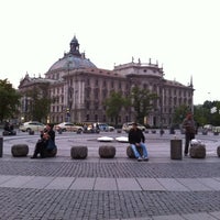 Karlsplatz (Stachus) - Plaza in München