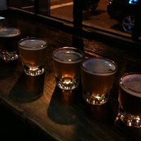 Mugs Ale House (Now Closed) - Pub in Williamsburg
