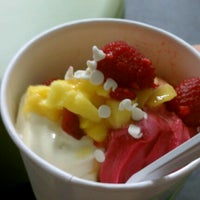 U-Swirl Frozen Yogurt - Frozen Yogurt Shop