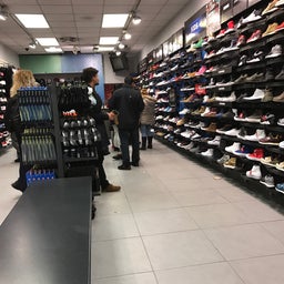 Foot Locker locations in New York City - See hours, directions, tips ...