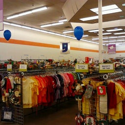 Goodwill locations in Phoenix - See hours, directions, tips, and photos.