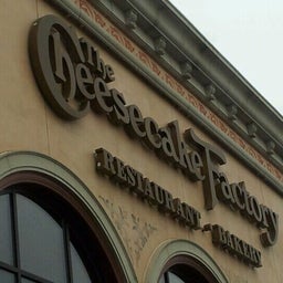The Cheesecake Factory locations in Chicago - See hours, menu ...