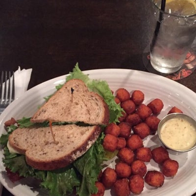 Leroy Fox - Southern Food Restaurant in Charlotte