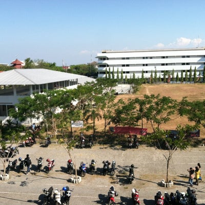 Institut Teknologi Adhi Tama Surabaya (ITATS) - Klampis Ngasem - 27 ...