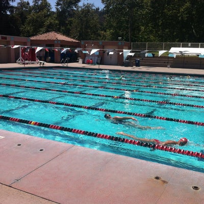 Rose Bowl Aquatic Center - Pool in Pasadena