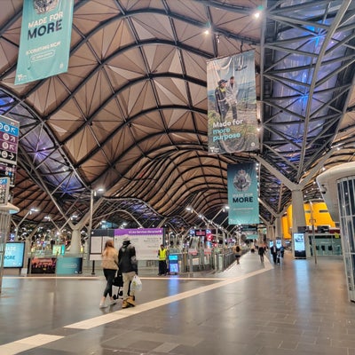 Southern Cross Station - Rail Station in Melbourne