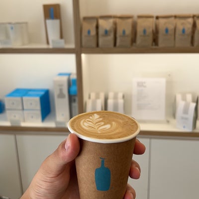 Blue Bottle Coffee - Coffee Shop in Midtown East
