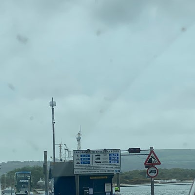 Sandbanks / Shell Bay Chain Ferry - 21 tips