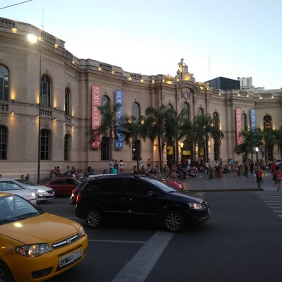 Patio Olmos Shopping - Shopping Mall in Córdoba