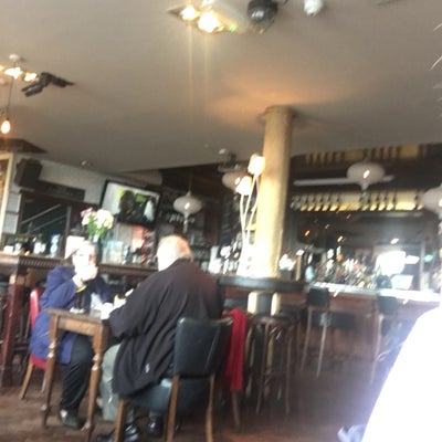 Findlater Bar & Grill - Pub