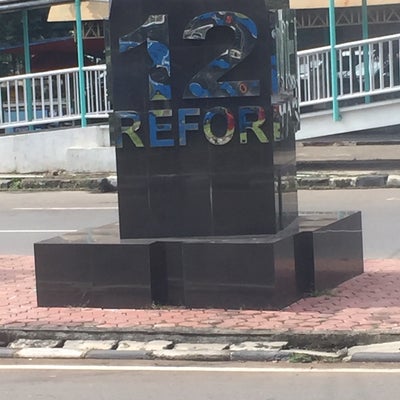 Halte TransJakarta Grogol 2 - Bus Line in Grogol Petamburan