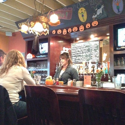 Circa Grill and Ale House - American Restaurant in North Admiral