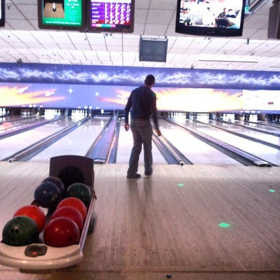 REVS Bowling & Entertainment Centre - 19 tips from 1513 visitors
