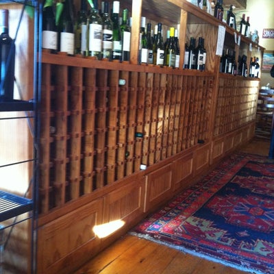 The Fruited Plain Cafe - 172 N Main Ave