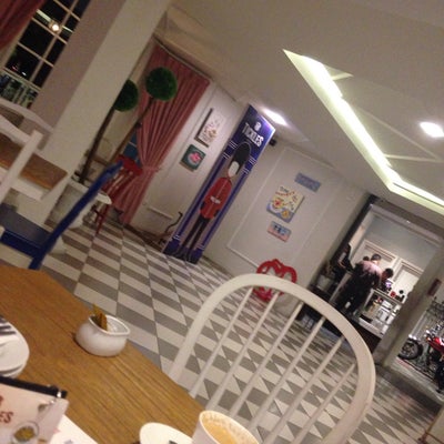 Tickles Cafe & Resto - 54 tips from 2108 visitors