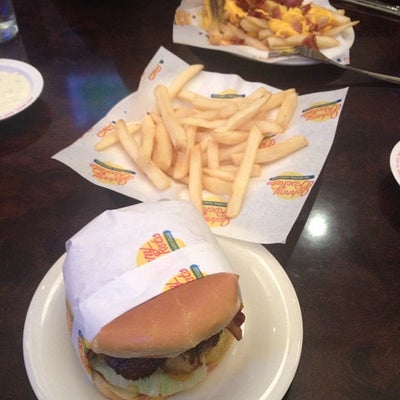 Johnny Rockets - 1000 Universal Studios Blvd