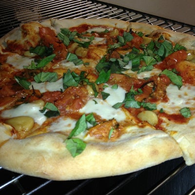 Radius Pizza (Now Closed) - Pizzeria in Mount Pleasant