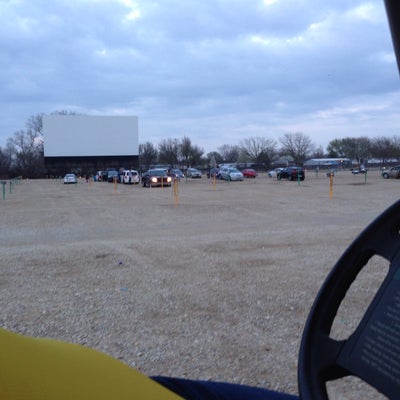 Starlite Drive-In Theatre - Movie Theater
