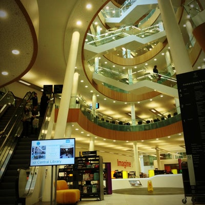 Liverpool Central Library - Central Liverpool - 17 tips