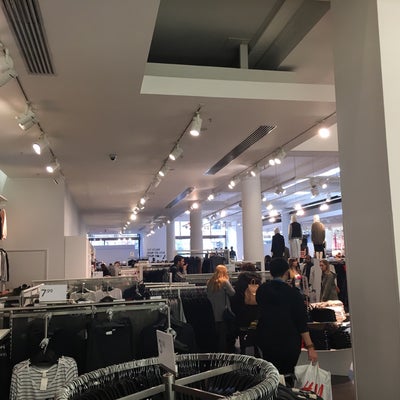 H&M - Clothing Store in London