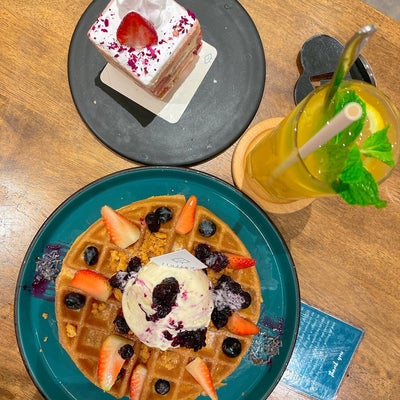 Fluffed Cafe & Dessert Bar - Taman Paramount - Petaling Jaya, Selangor
