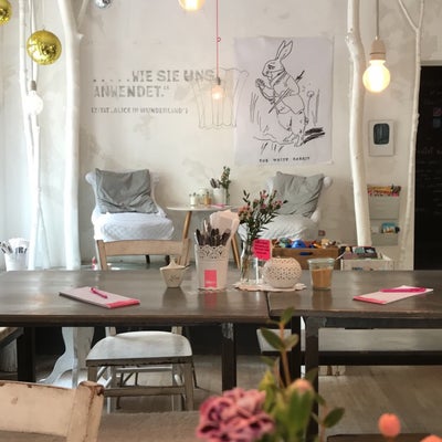 White Rabbit's Room - Au - 33 tips