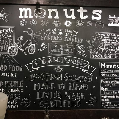 Monuts Donuts - Café in Durham