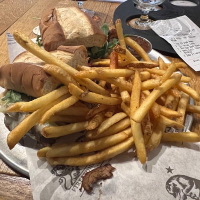 Firestone Walker Brewing Company - 43 tips from 2501 visitors