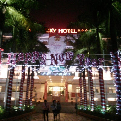 Century Riverside Hotel - 11 tips from 351 visitors