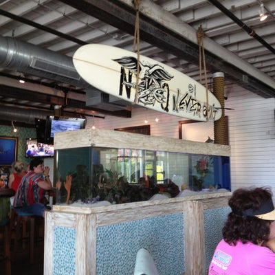 Salt Life Food Shack - Seafood Restaurant in Jacksonville Beach