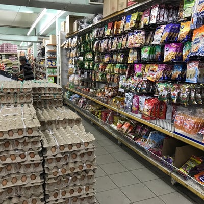 CNF HYPERMARKET SDN BHD - Department Store in Beaufort