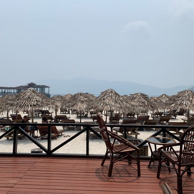 Bubu Long Beach Resort - 19 tips from 819 visitors