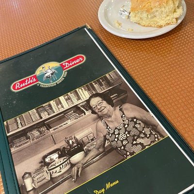 Ruth's Diner - 88 tips from 2331 visitors